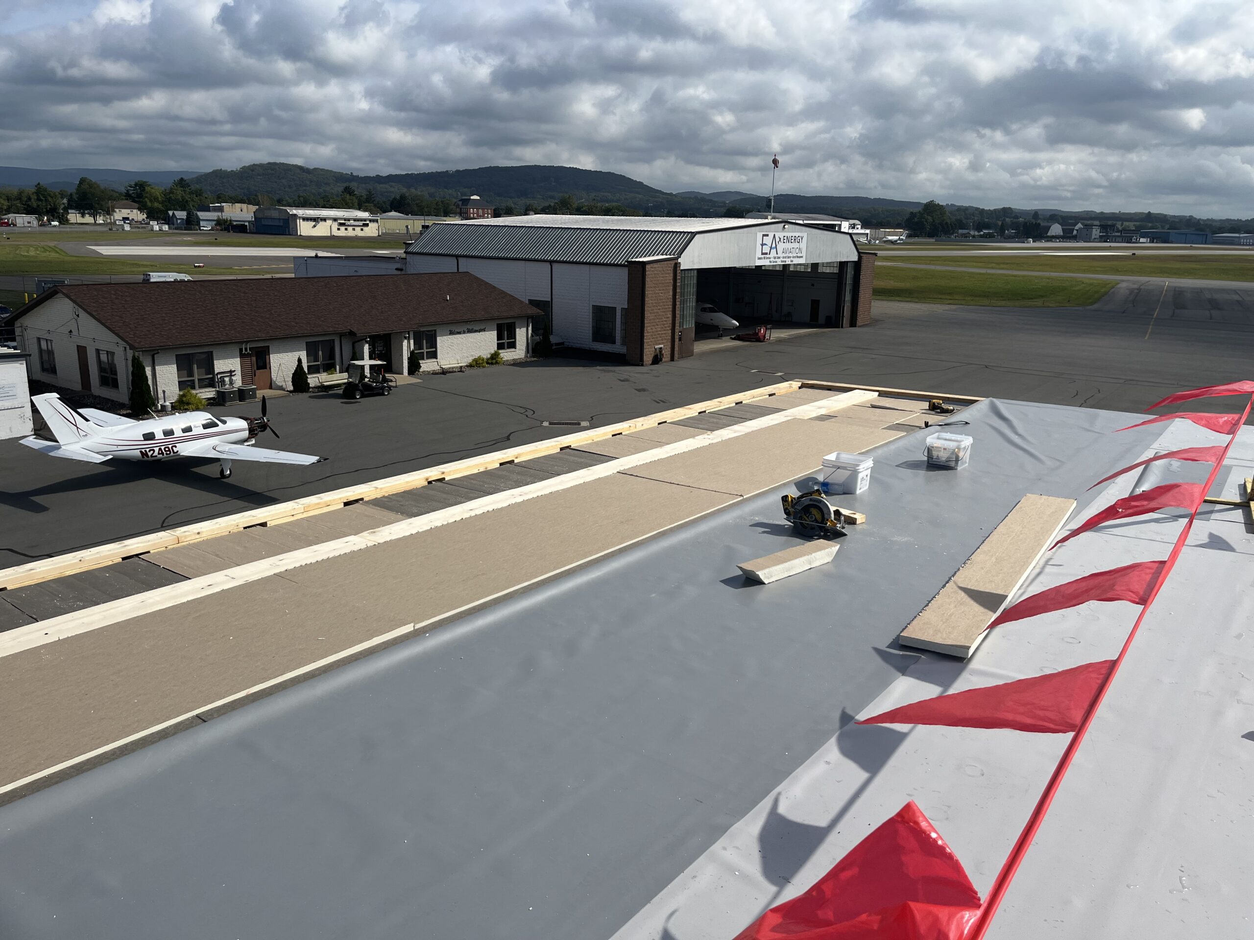 Williamsport Airport Roof Replacement - KTH Architects